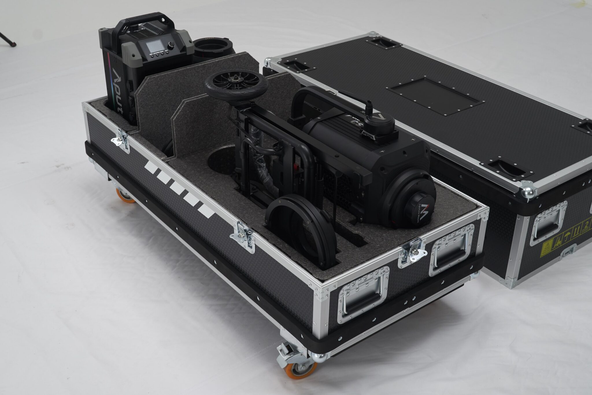Aputure Electro Storm CS15 Flight Case Version – TecArt